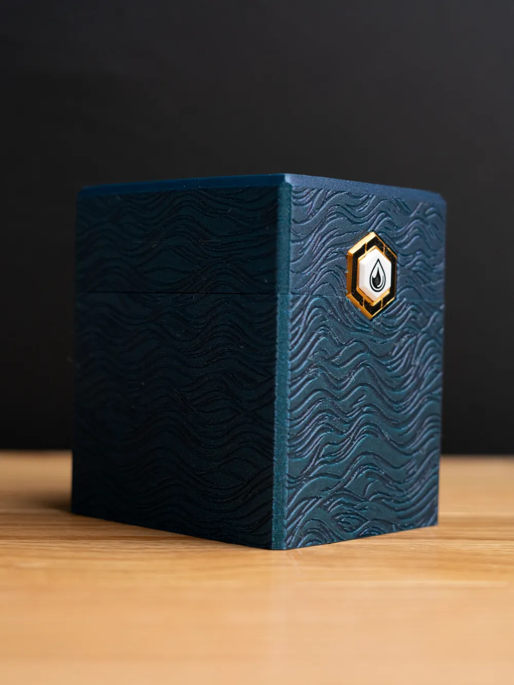 MTG Island Deck Box by The Layer Forge MakerWorld: Download Free 3D Models