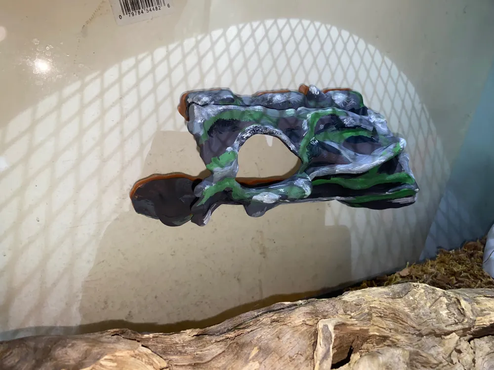 Magnetic Reptile Ledge - Hollow Log - Free 3D Print Model - MakerWorld