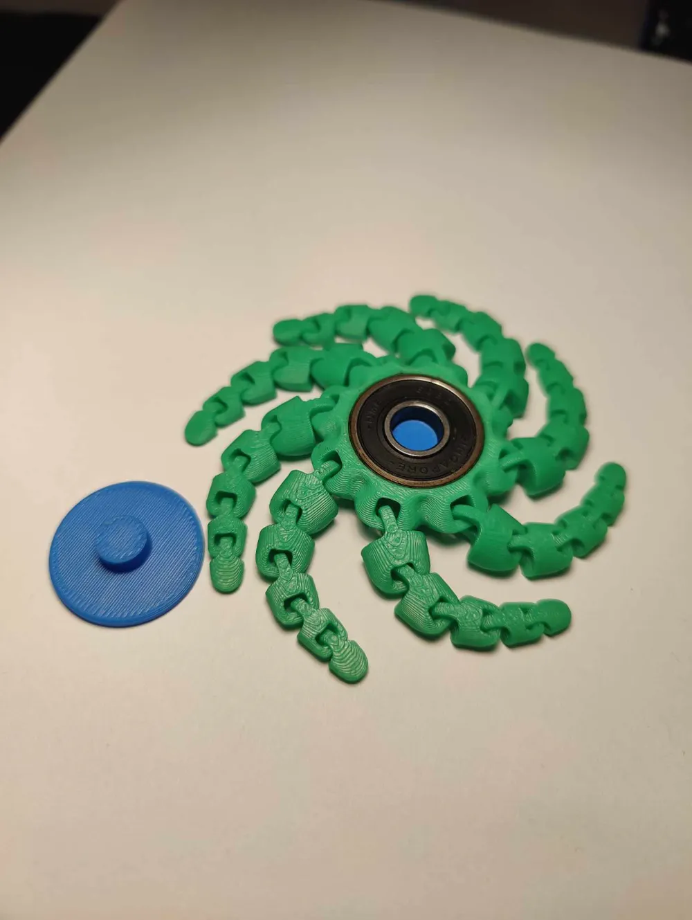 Fidget spinner (Articulated) by Torbjorn16 MakerWorld: Download Free 3D ...