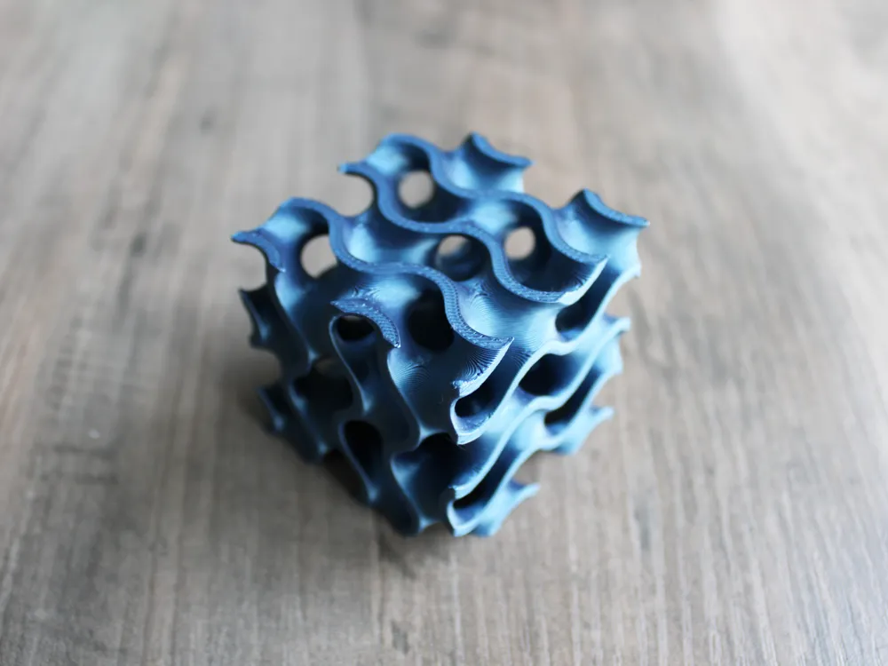 Geometric Lattice Cubes – Gyroid / Rhombus / IWP - Free 3D Print Model ...
