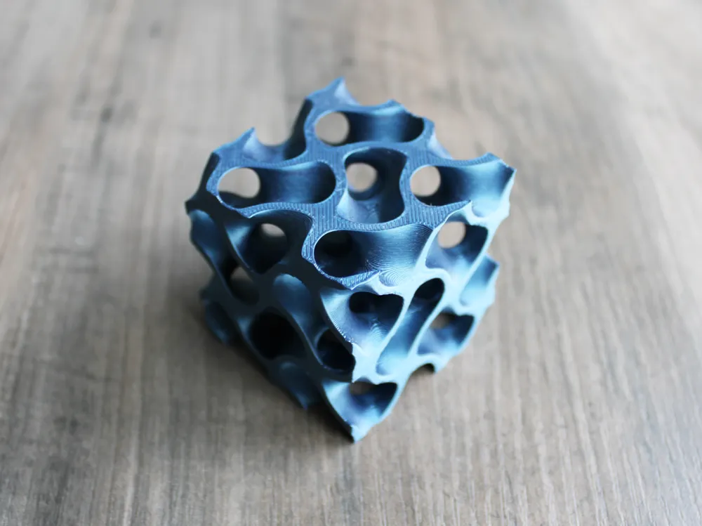 Geometric Lattice Cubes – Gyroid / Rhombus / IWP - Free 3D Print Model ...