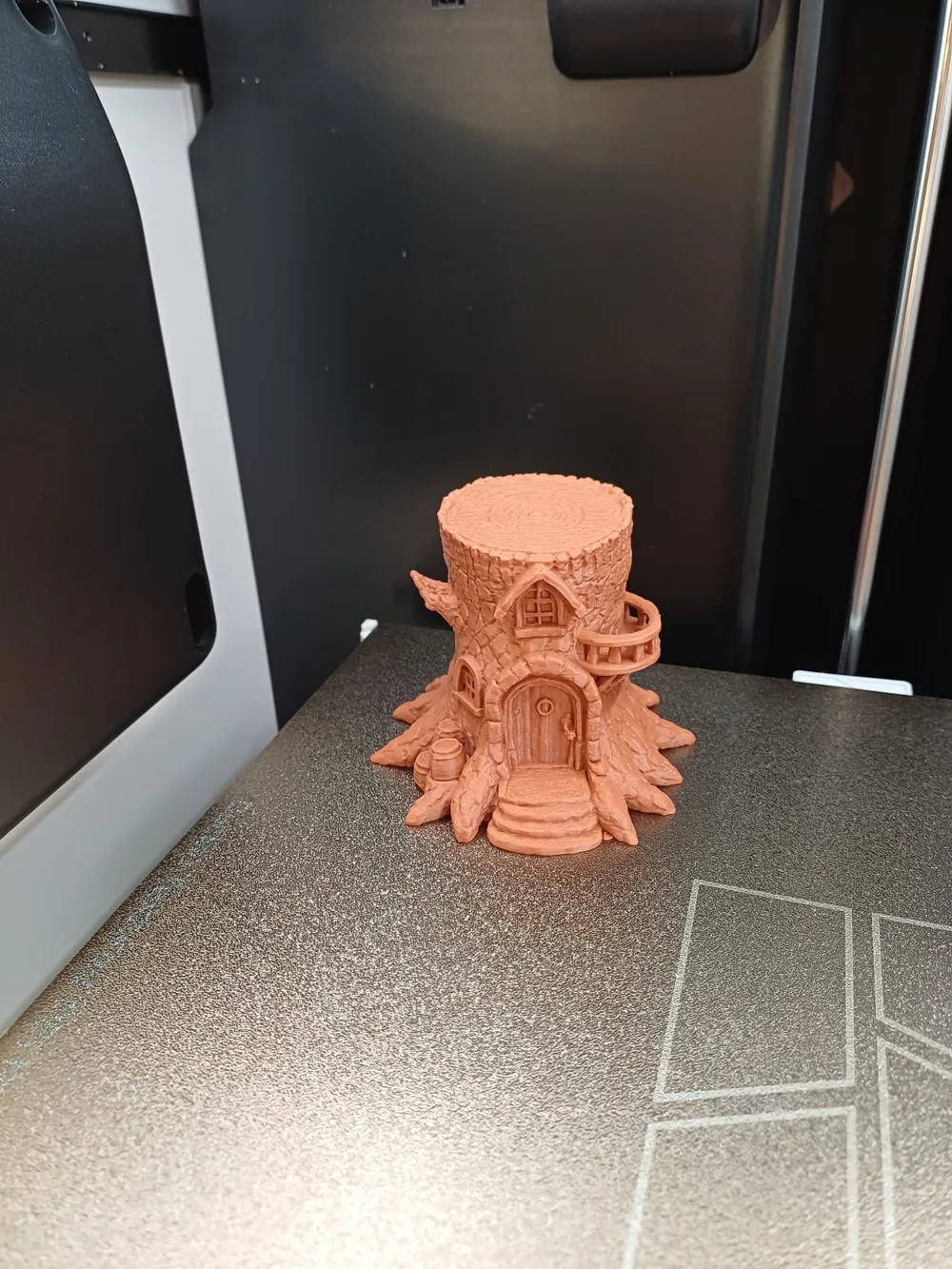 Fantasy Tree Stump House (not hollow) - Free 3D Print Model - MakerWorld