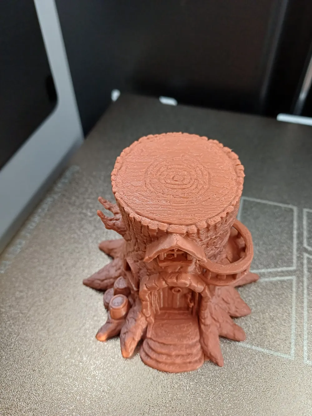 Fantasy Tree Stump House (not hollow) - Free 3D Print Model - MakerWorld