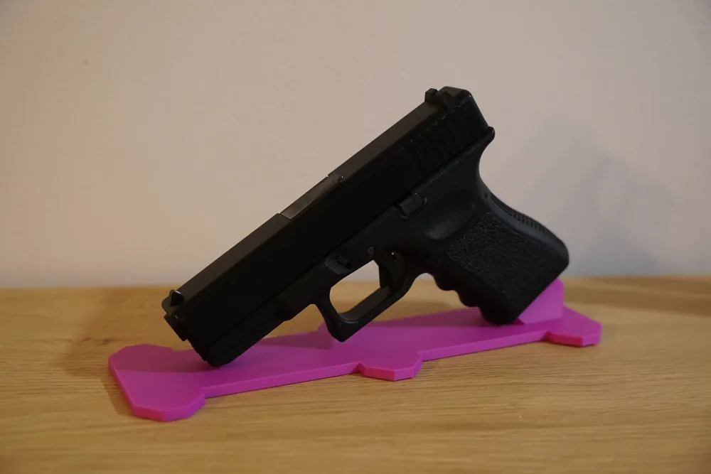 Airsoft Glock Display Stand by jeretsu MakerWorld: Download Free 3D Models
