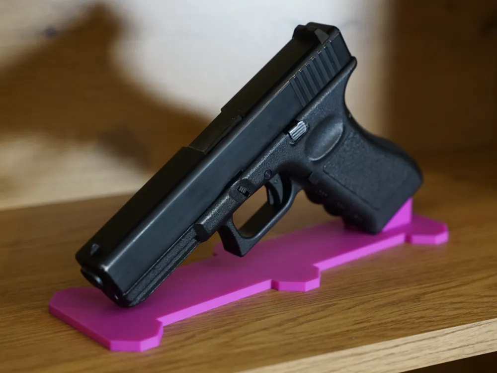 Airsoft Glock Display Stand by jeretsu MakerWorld: Download Free 3D Models