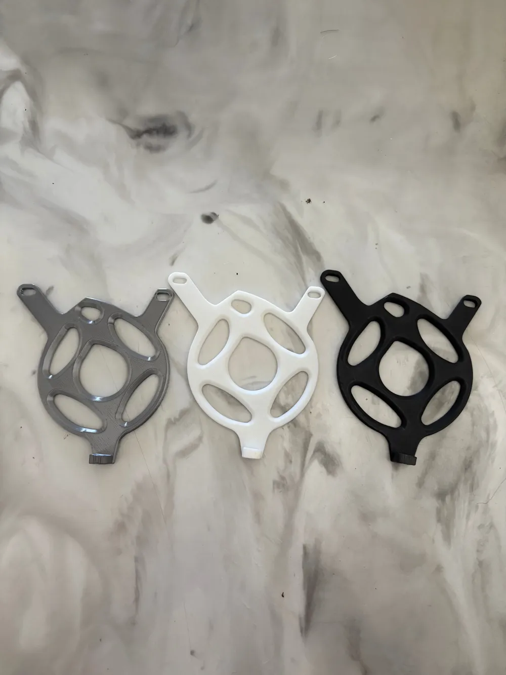 PLASTIC V1 Tuttio Motor Cover - Free 3D Print Model - MakerWorld