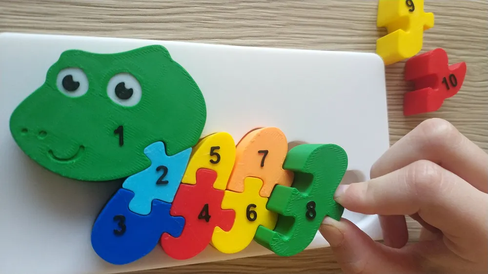 Snake - inserting puzzle for kids by kozakt - MakerWorld