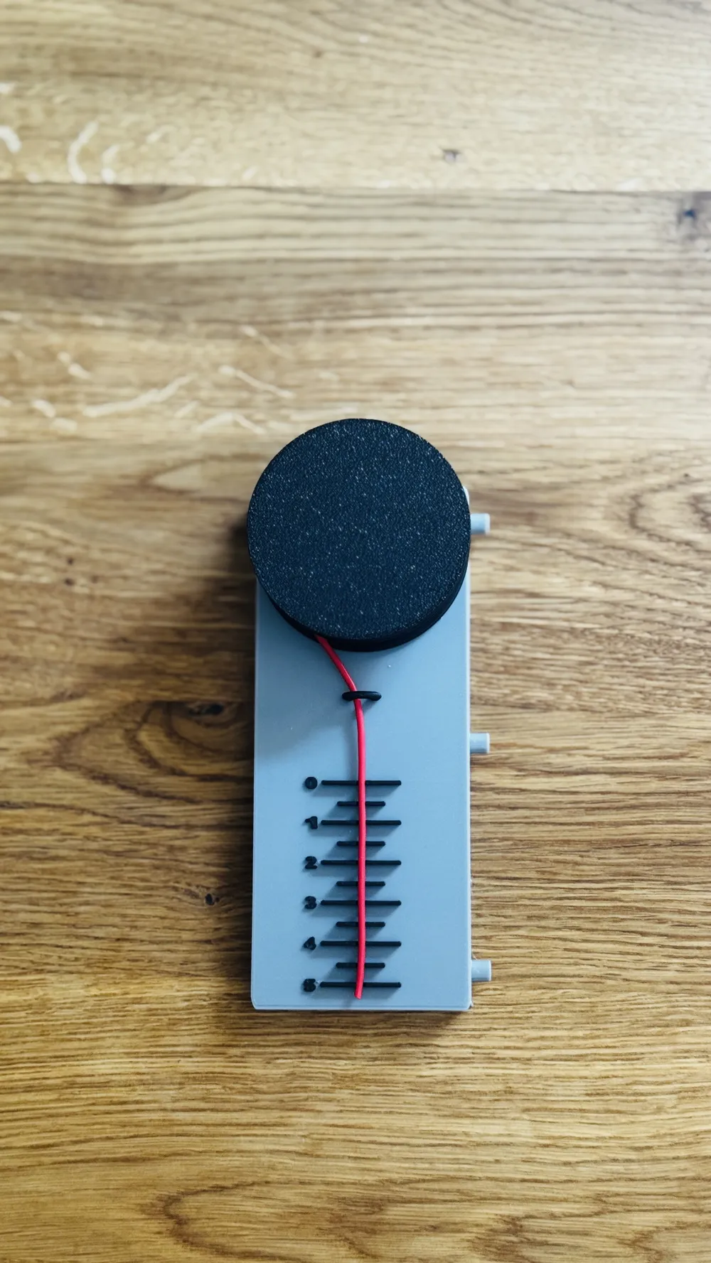 Wire Holder by Cedric und Artemis MakerWorld: Download Free 3D Models