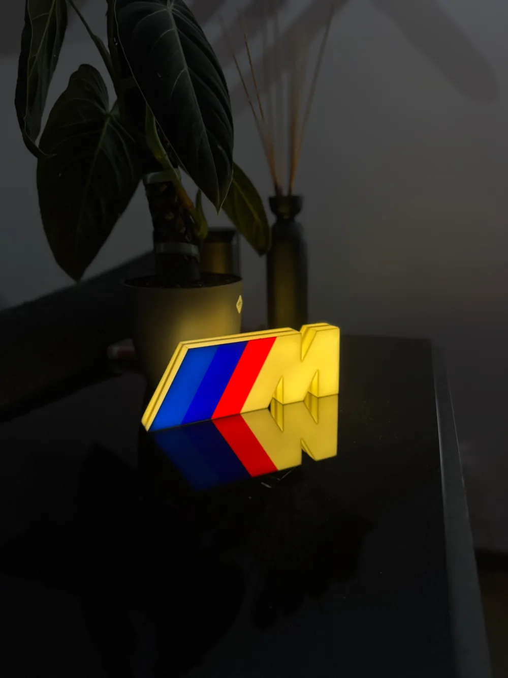 BMW M Lightbox by 3D Druck Lagune MakerWorld: Download Free 3D Models