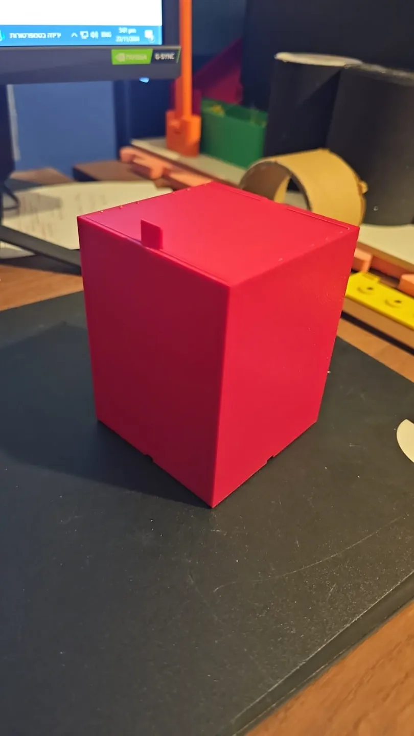 2X2 Gridfinity box with a lid by gilav21 MakerWorld: Download Free 3D ...
