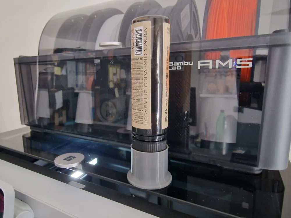 e-cig refill bottle upside-down holder by iemmeti - MakerWorld