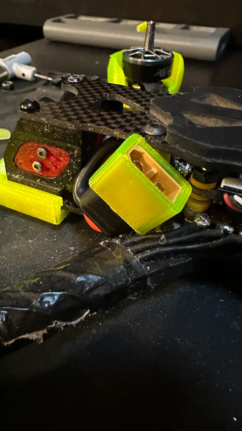 Apex XT60 Vertical side mount by Sph3raLab - MakerWorld