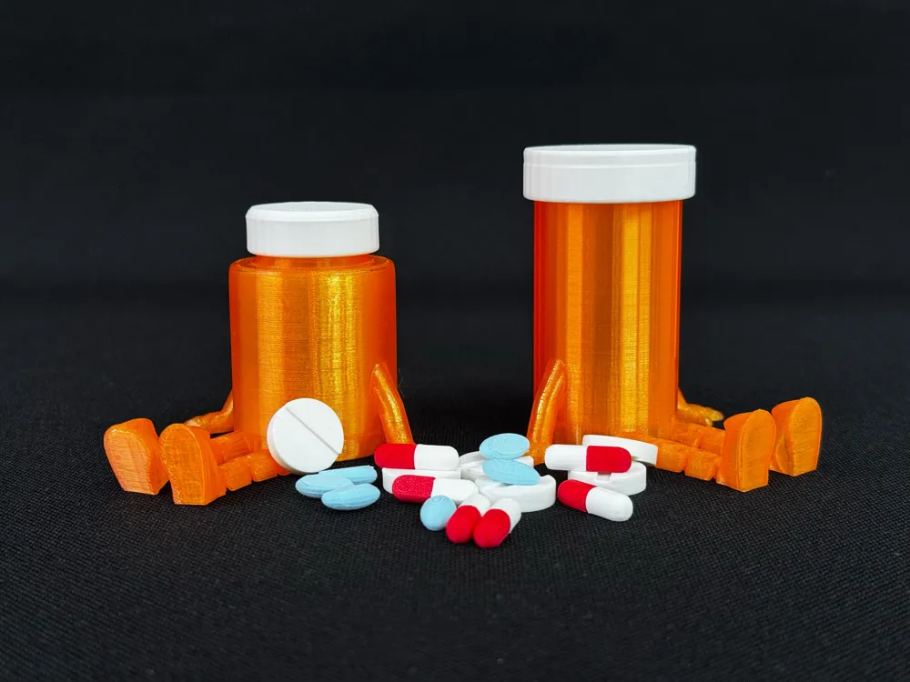Pill Box Articulated Buddy Gift for Doctor Nurse by Ireality - MakerWorld