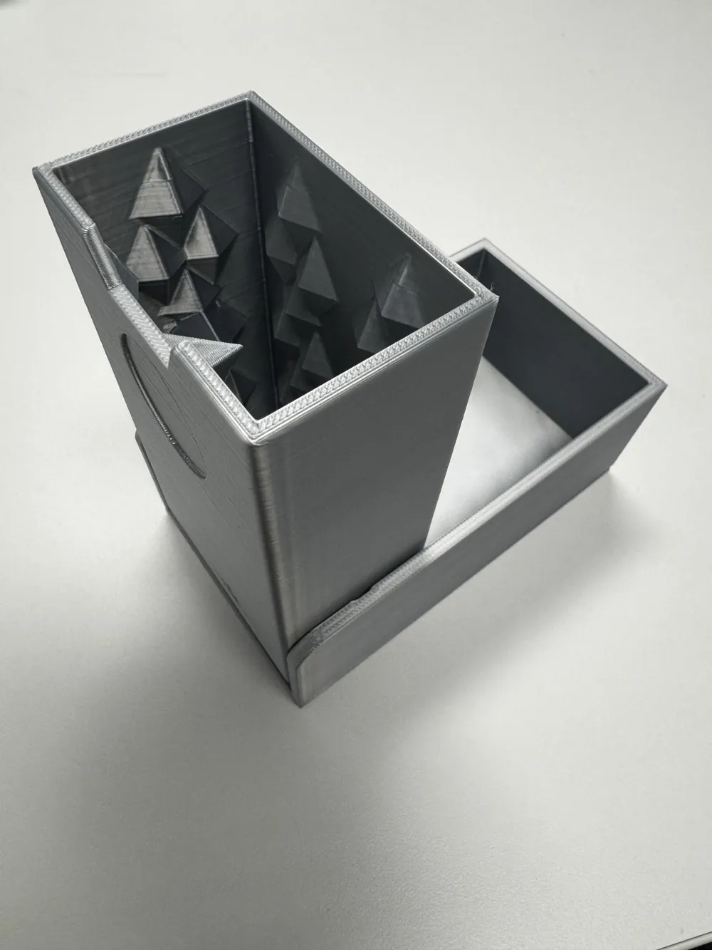 Folding Dice Tower - Free 3D Print Model - MakerWorld