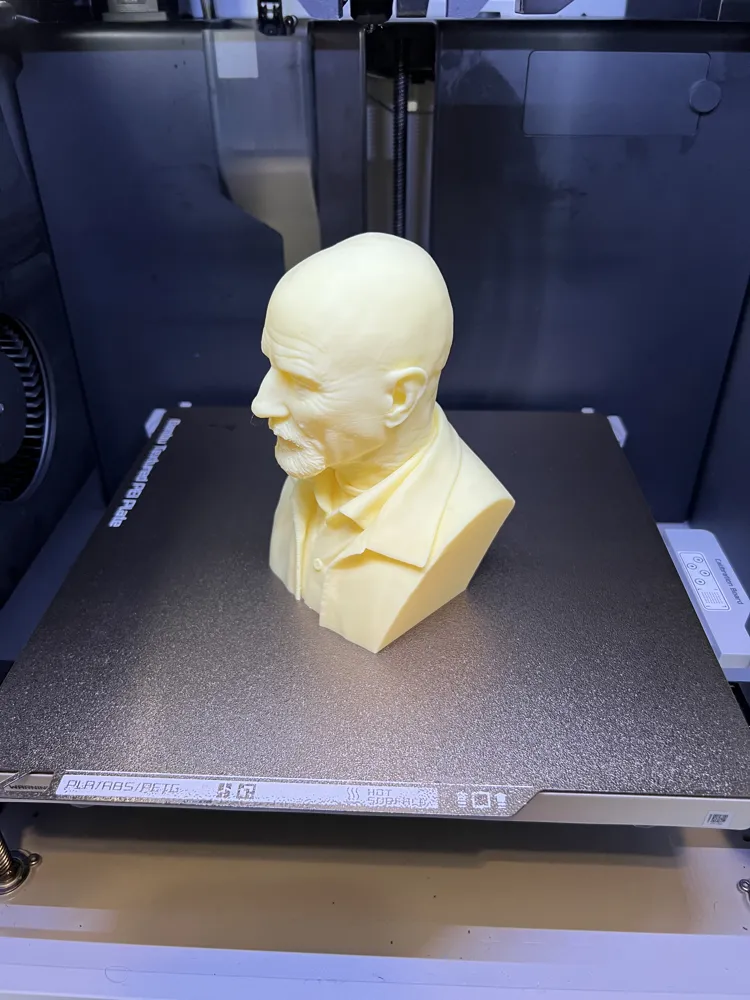 busto Walter White by Predo MakerWorld: Download Free 3D Models