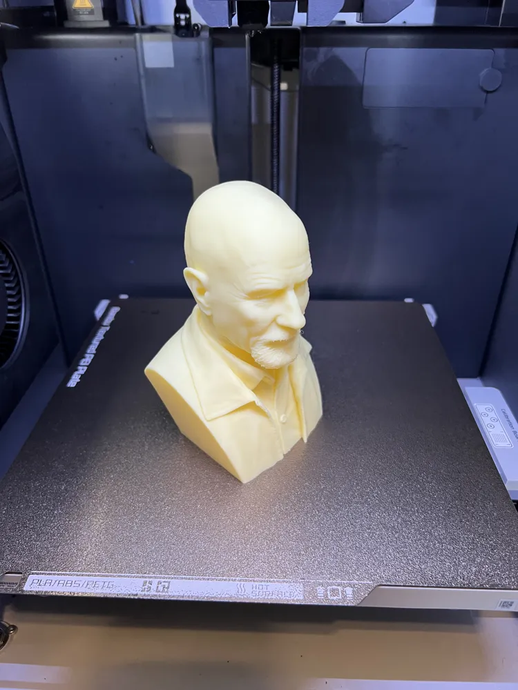 busto Walter White by Predo MakerWorld: Download Free 3D Models