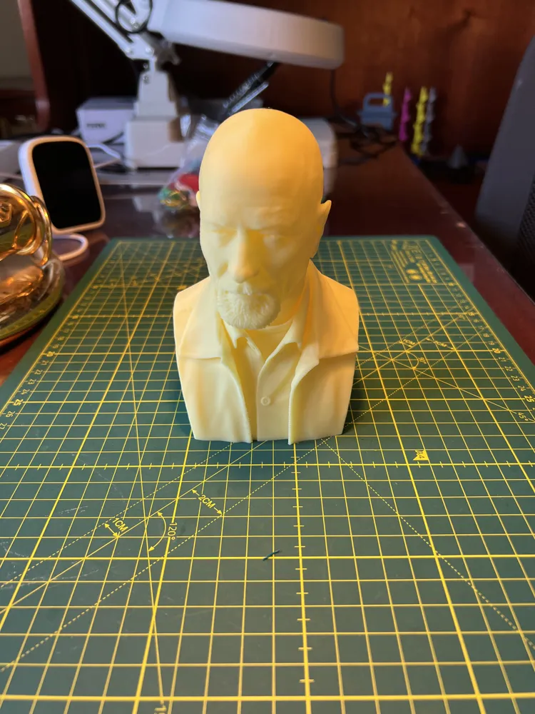 busto Walter White by Predo MakerWorld: Download Free 3D Models