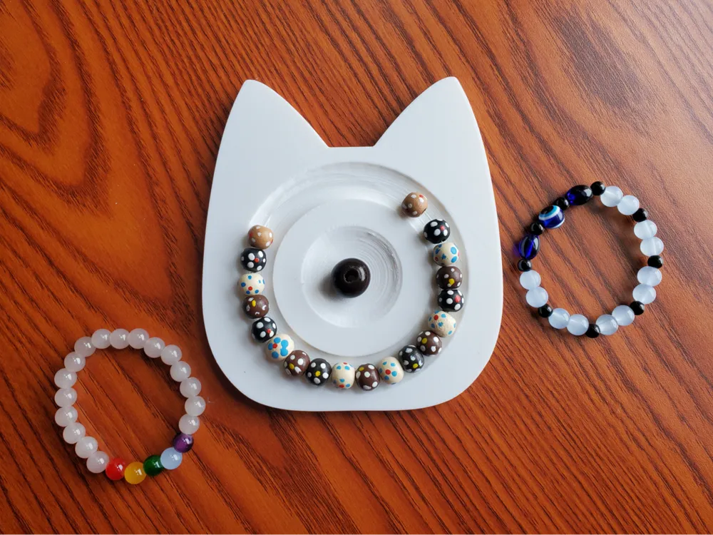 Cat Bracelet Bead Board by byterr MakerWorld: Download Free 3D Models