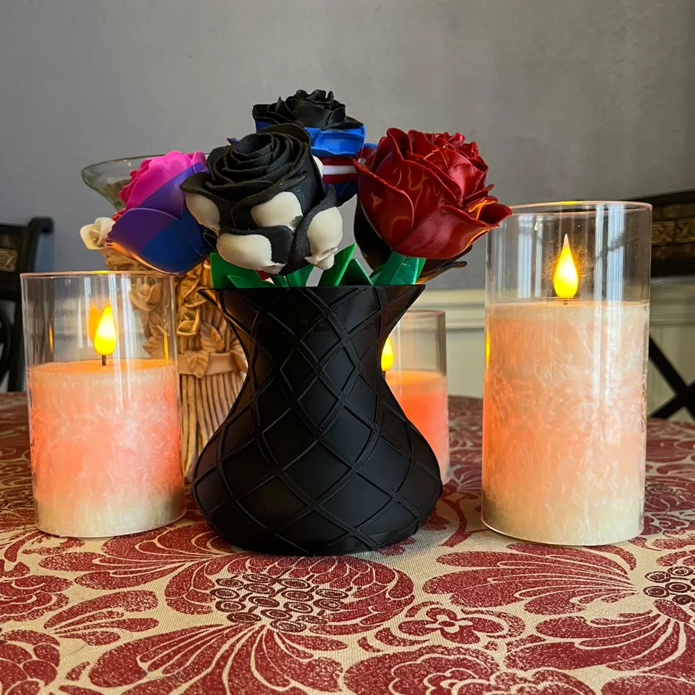 Vase for Billy Hooper's Roses by SharonP - MakerWorld