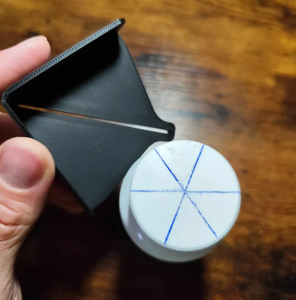 Cylinder center finder by jakub-k - MakerWorld
