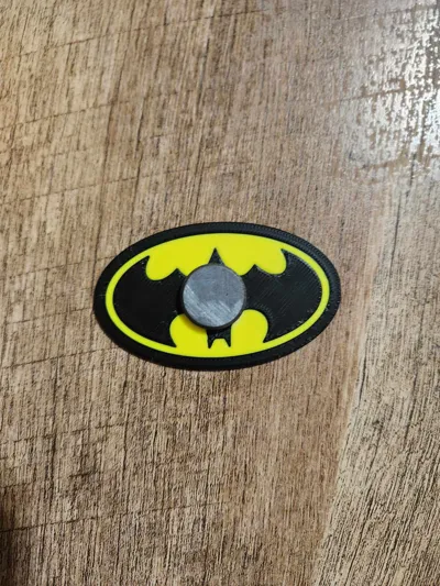 Batman logo magnet by MemeDaddy - MakerWorld