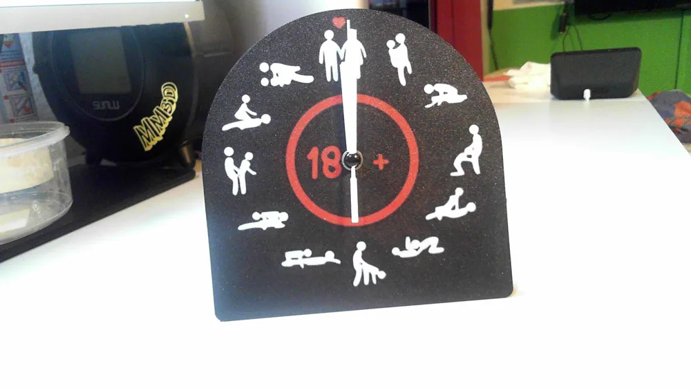 Adult Desk Clock by Michele MM3D - MakerWorld