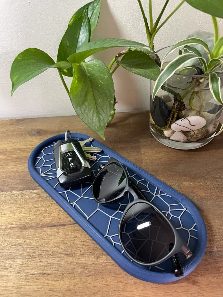 Stylish Modern Coin/Key Tray by OnEdgethingies MakerWorld: Download ...