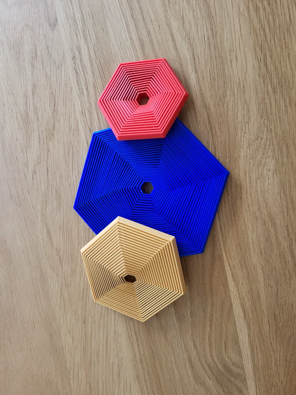 Twist hexagon fidget - Free 3D Print Model - MakerWorld