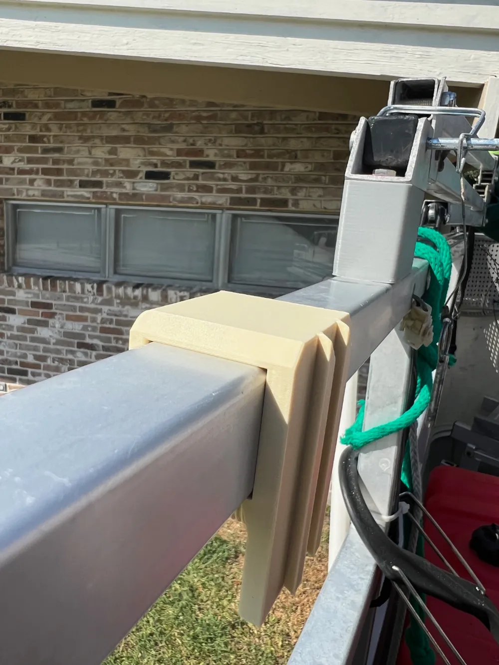 Pontoon Rail System - Bracket by kingmokex86 MakerWorld: Download Free ...