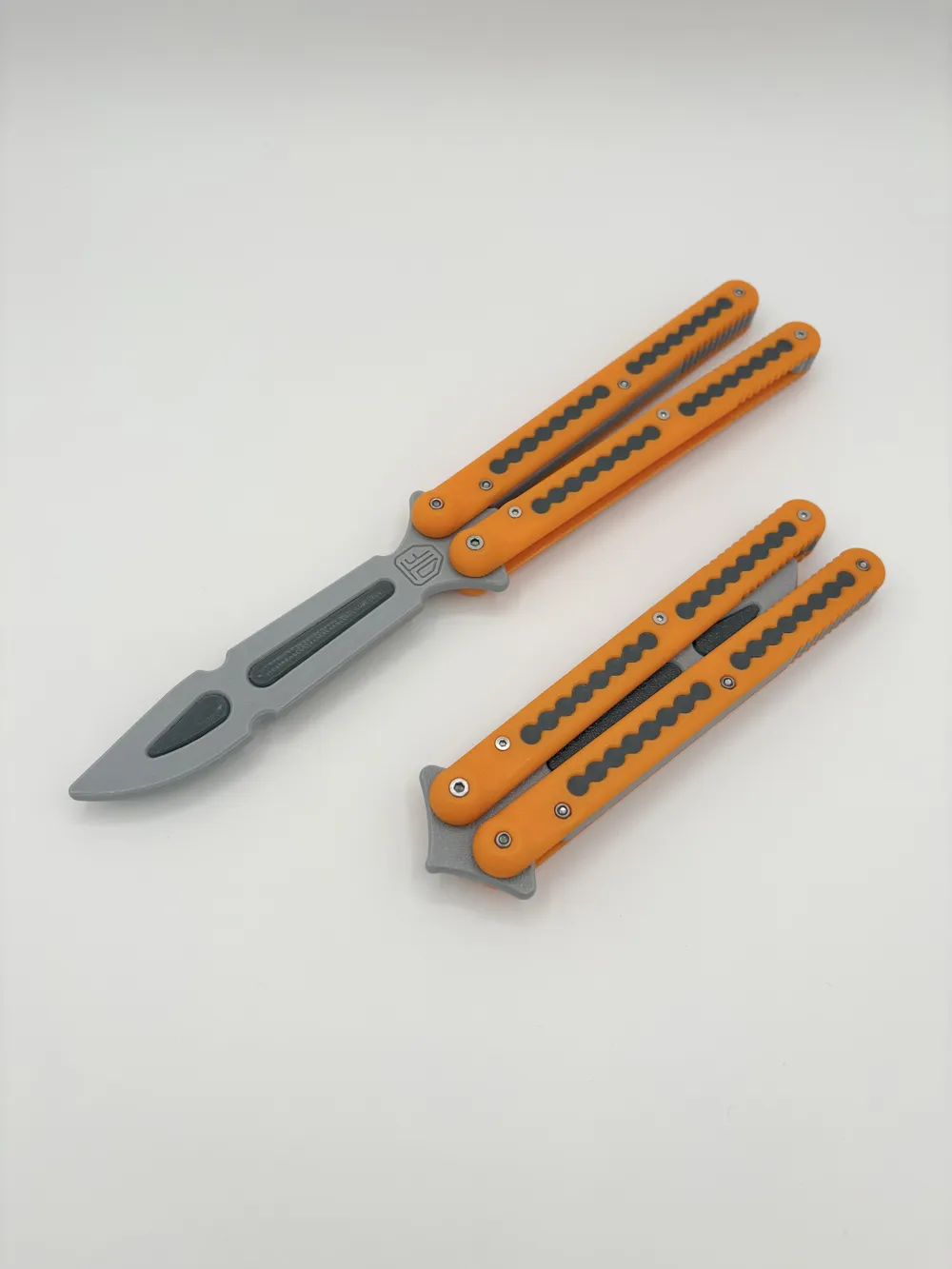 Thrust Bearing Butterfly Knife Toy - Free 3D Print Model - MakerWorld