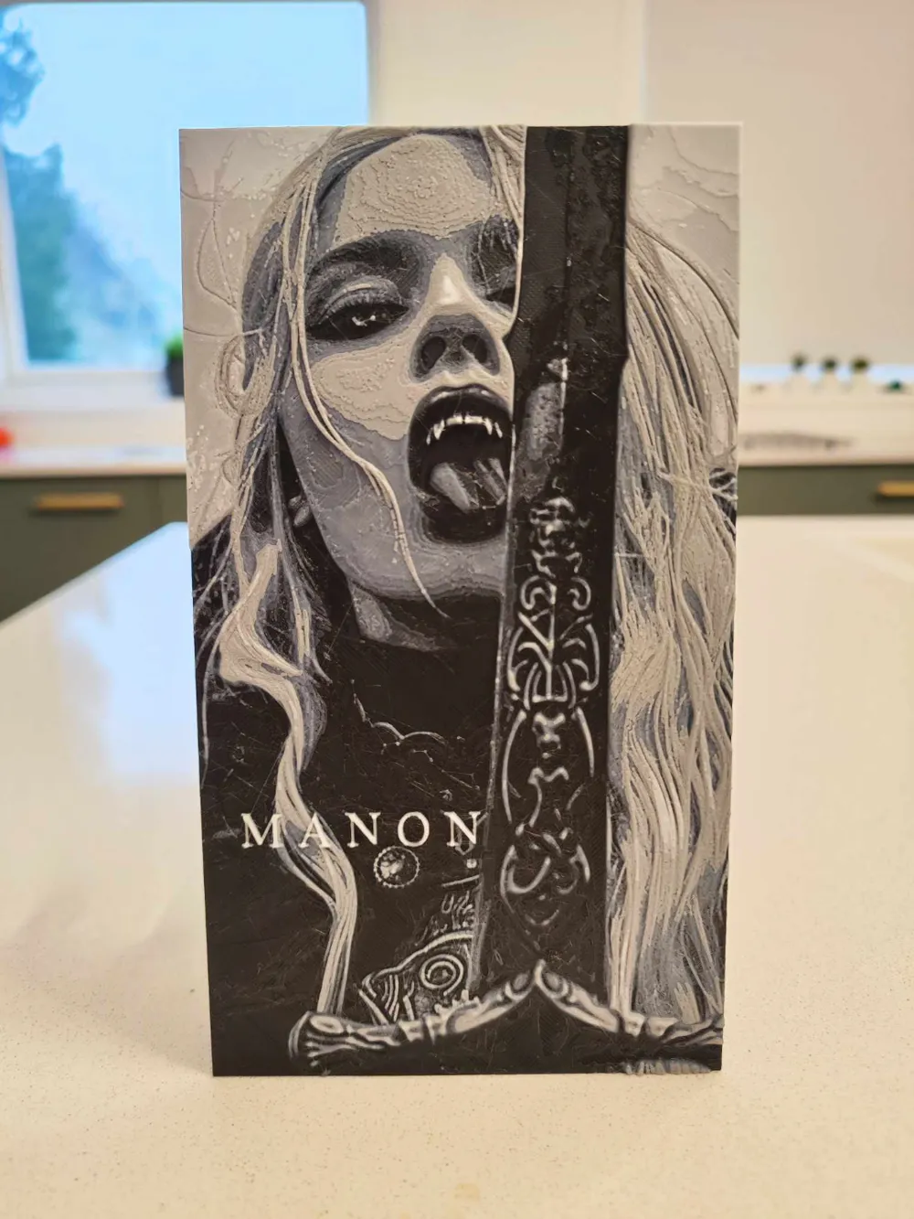 Manon Blackbeak hueforge by Mia Germansen MakerWorld: Download Free 3D ...