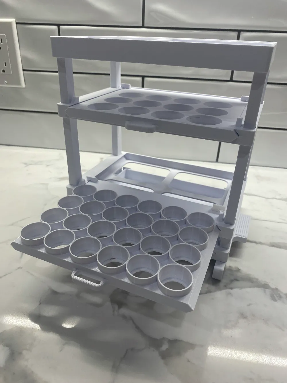 Modular Stackable Paint Trays by kevinum MakerWorld: Download Free 3D ...