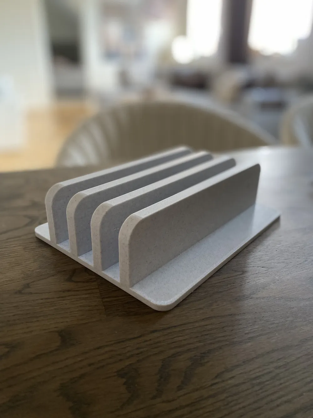 Minimalist Device Stand - Free 3D Print Model - MakerWorld