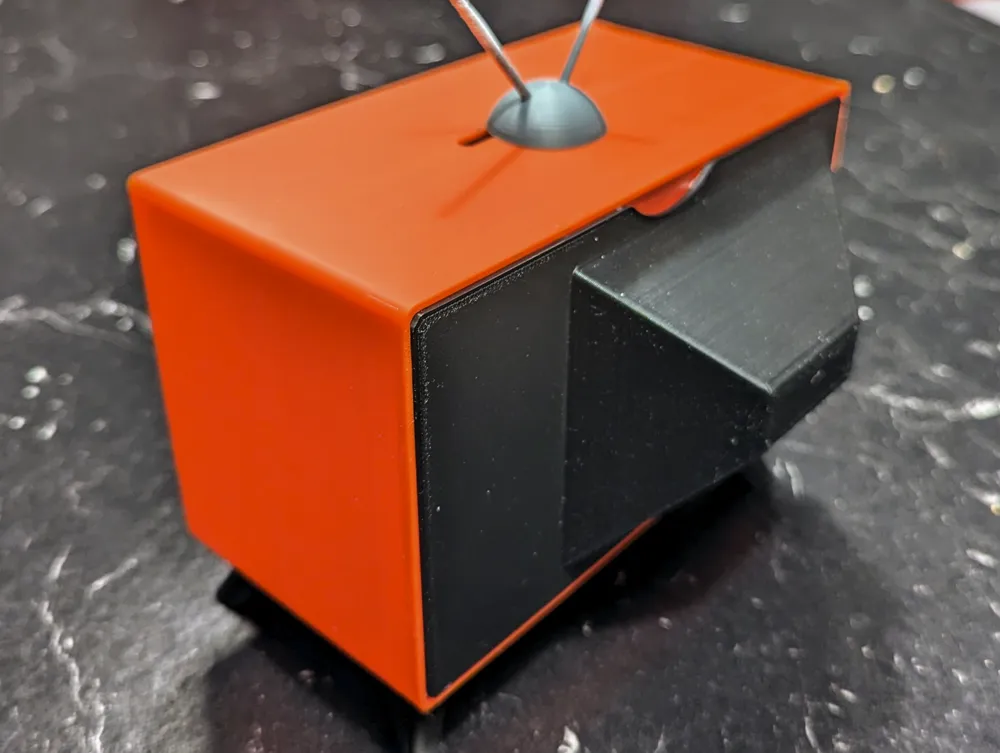 Poop TV by blecheimer - MakerWorld