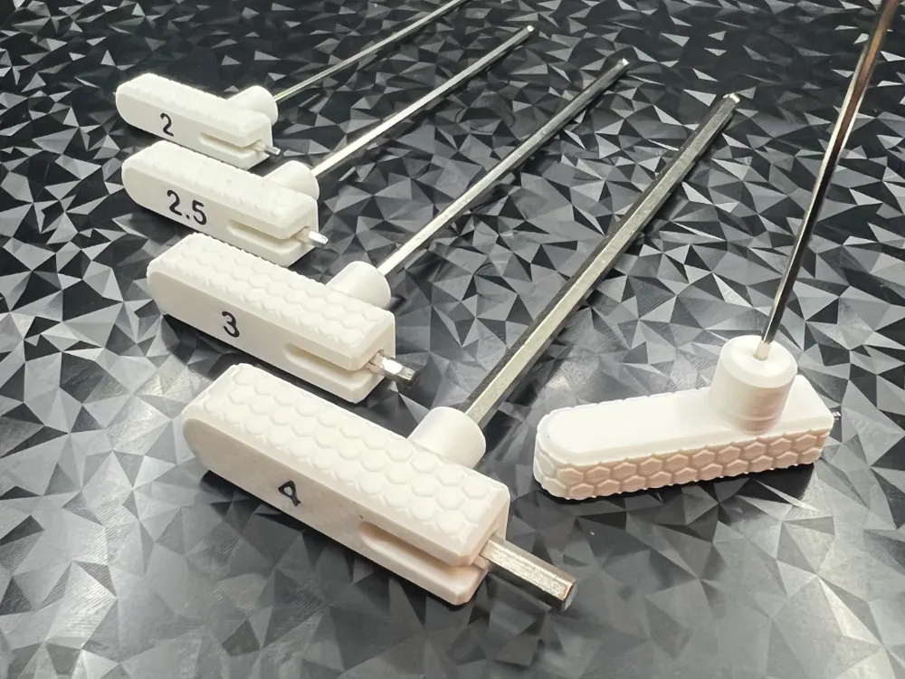 Hexagonal Key Protector Tool by 3D Art - MakerWorld