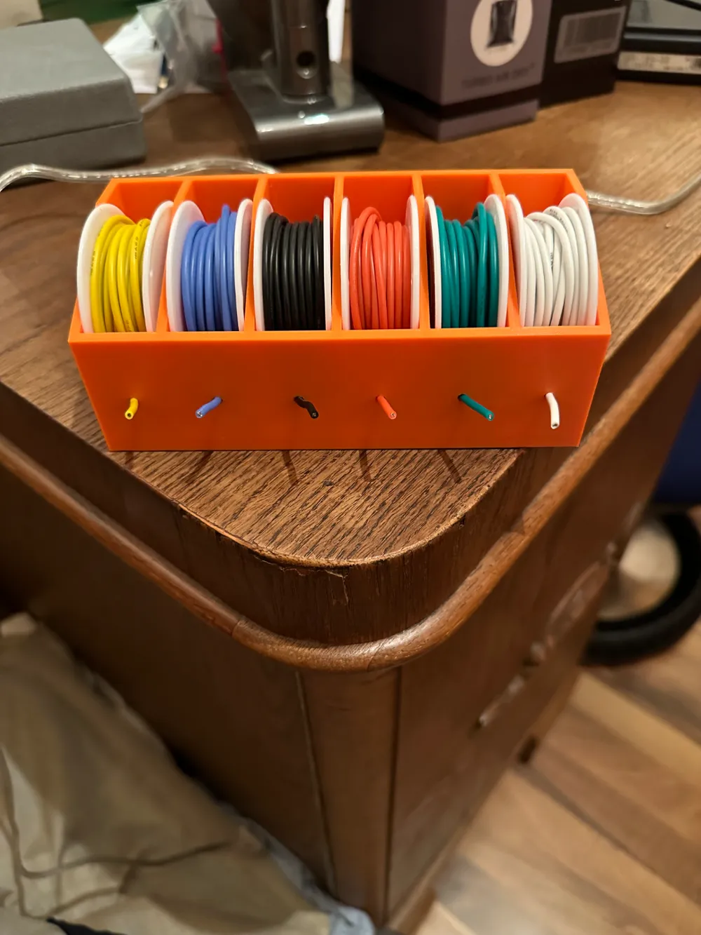 Cable dispenser for flexible cables by Max3Dprint - MakerWorld