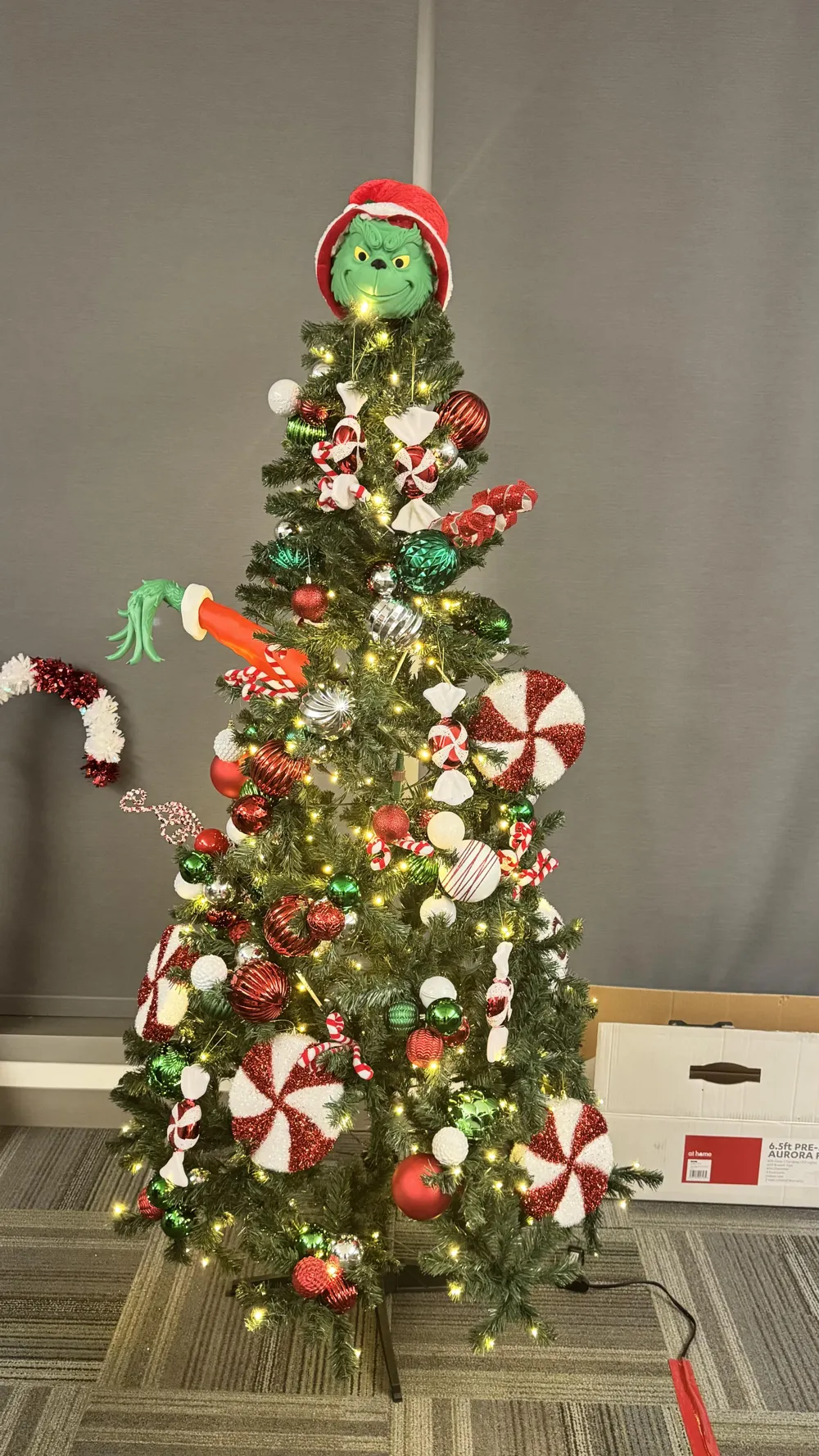 Grinch tree-topper - Free 3D Print Model - MakerWorld