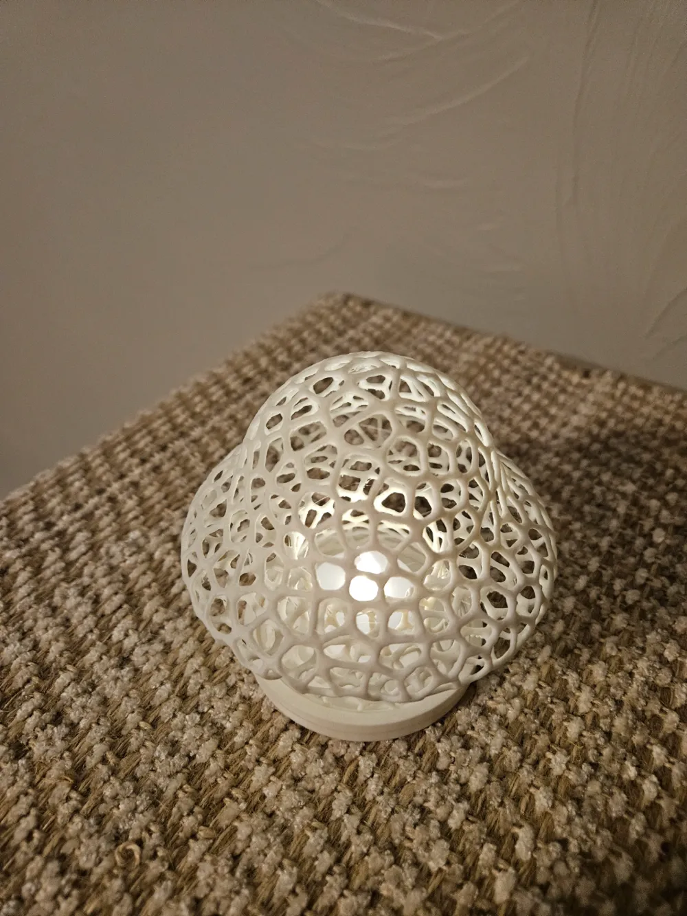 Voronoi Mushroom Tea Light Globe and Base by FoxMT406 MakerWorld ...