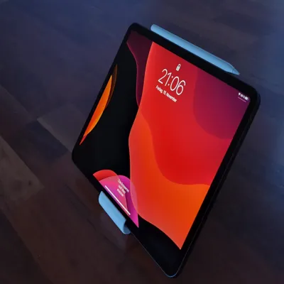 iPad Pro Stand (11“ & 12.9“) by David Krammer - MakerWorld