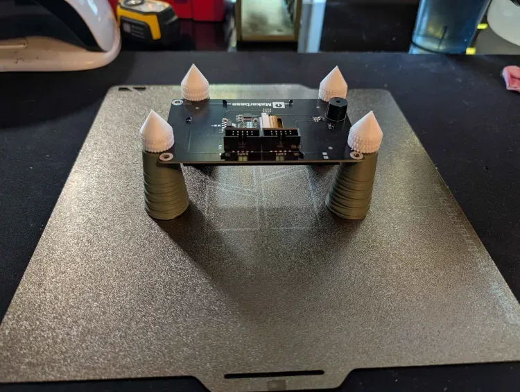 Magnetic PCB Holder - Free 3D Print Model - MakerWorld