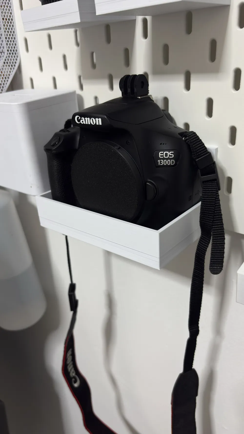Canon EOS 1300D Camera Skadis Mount - Free 3D Print Model - MakerWorld