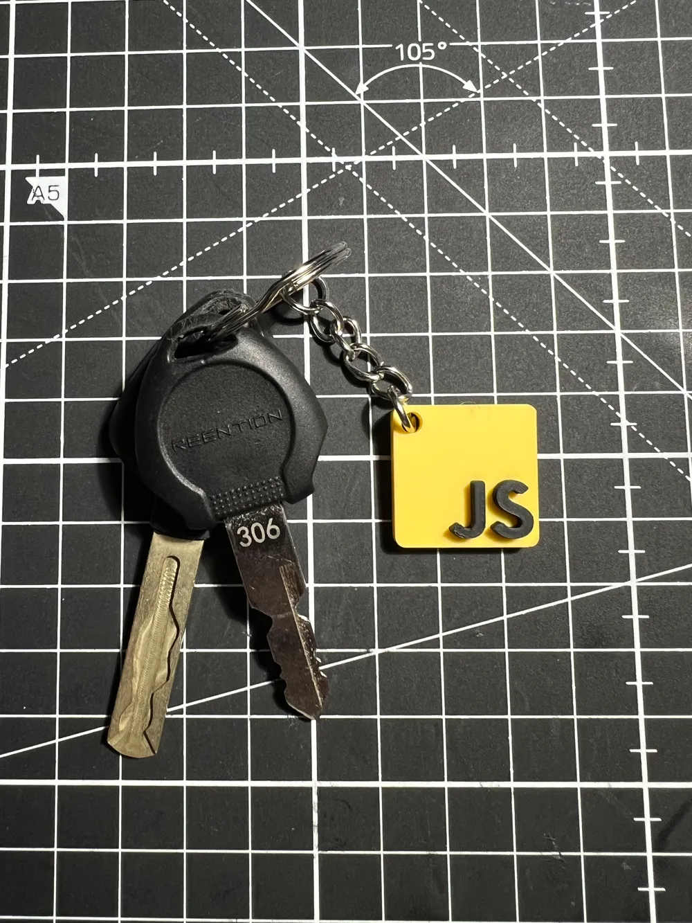 Javascript JS Developer Keychain - Multicolor by Vorish 3D MakerWorld: Download Free 3D Models