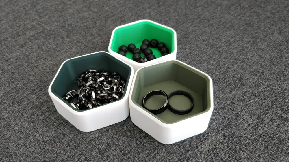 Yabai: Mini Hexagon Display Shelf / Compartment by StarfishRap - MakerWorld