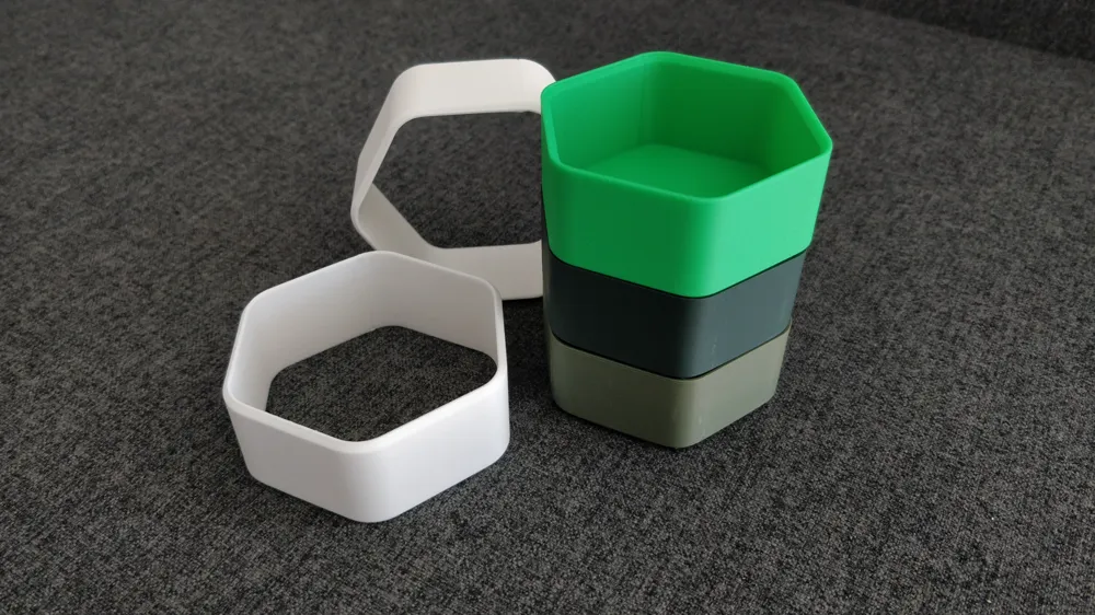 Yabai: Mini Hexagon Display Shelf / Compartment by StarfishRap - MakerWorld