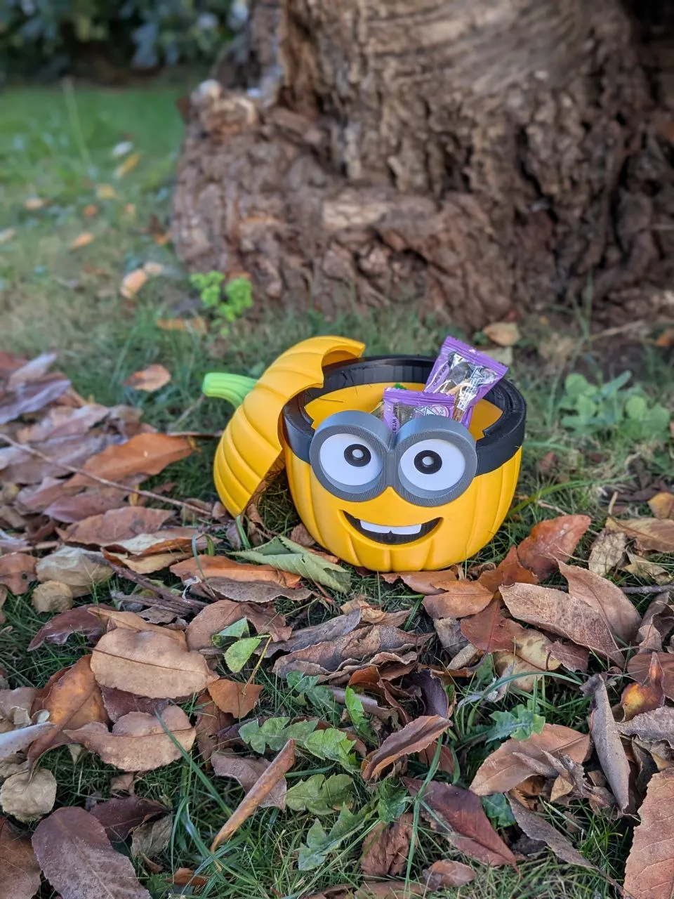 Halloween Minion Bob (sweet but scary) - Free 3D Print Model - MakerWorld