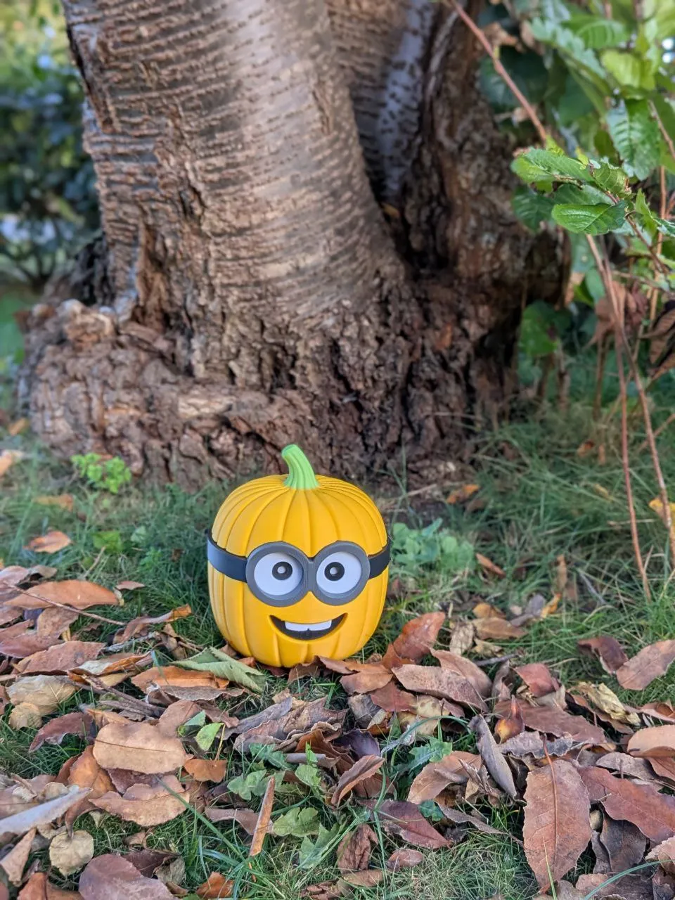 Halloween Minion Bob (sweet but scary) - Free 3D Print Model - MakerWorld
