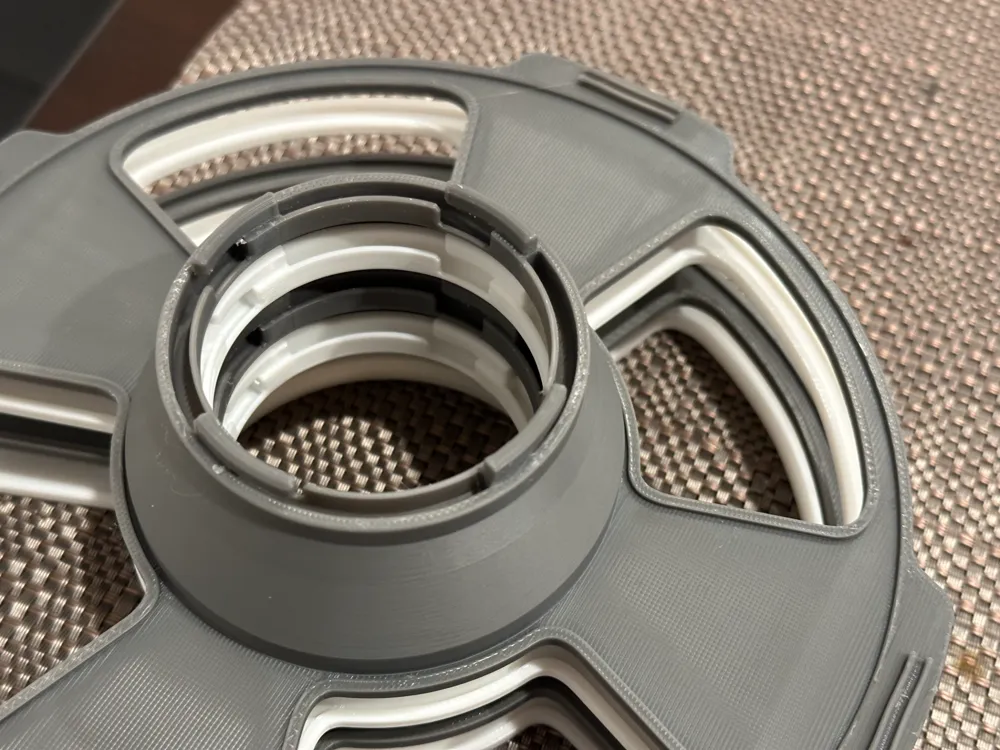 Stackable Spool: Clip, Stack, and Save Space! by MarketSt_3D MakerWorld ...