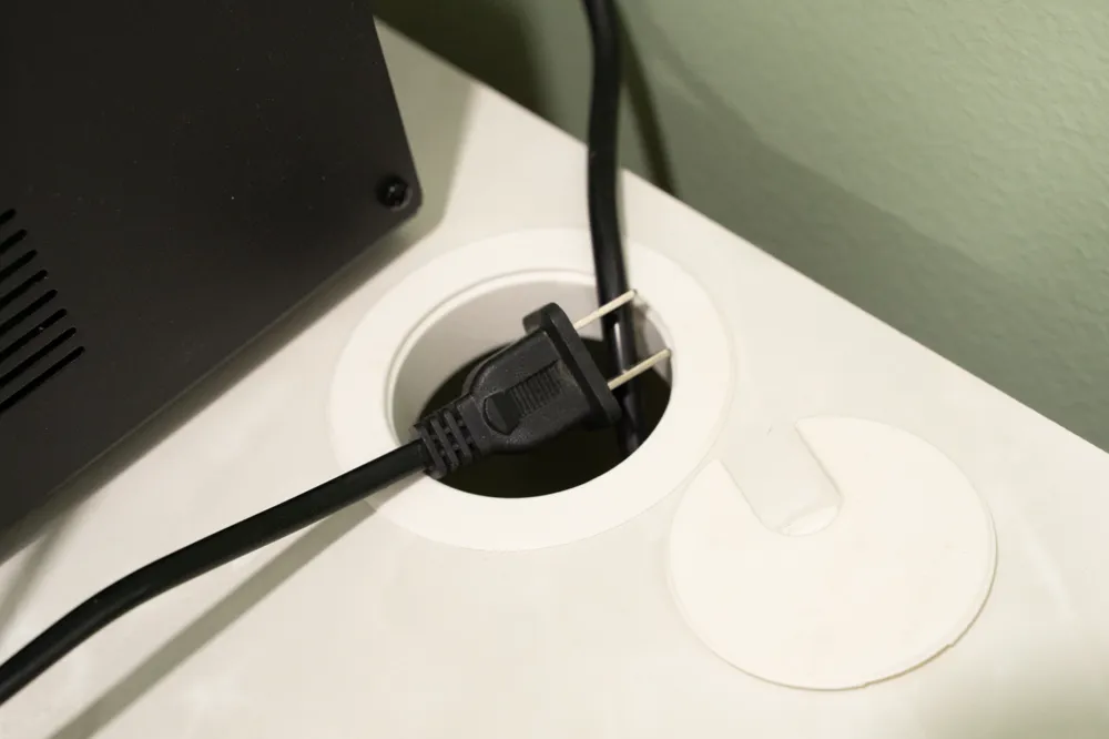 Desk Cord Hole Cover (Cable Hole) by wayinone - MakerWorld