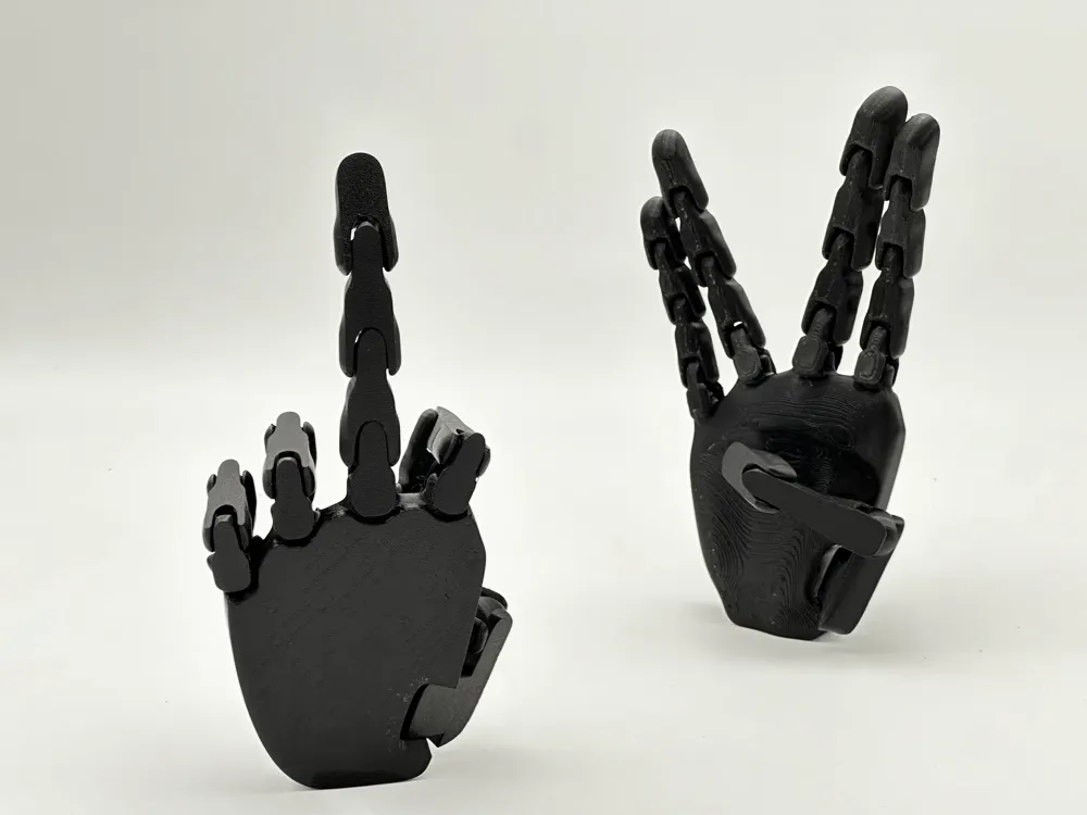 Poseable articulated hand model Remixed by aki-racing MakerWorld ...