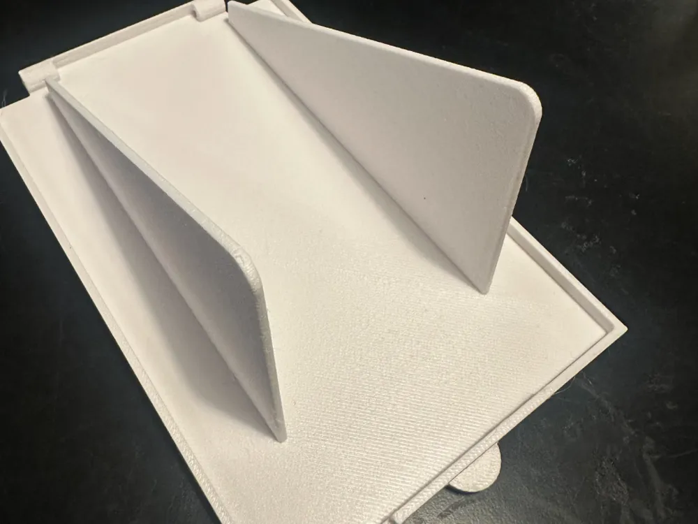 Dethleffs CEE inlet lid by Lars Espen MakerWorld: Download Free 3D Models